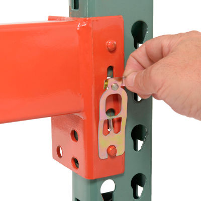 Global Industrial™ Pallet Rack Safety Clip | 798632 - GLOBALindustrial.ca